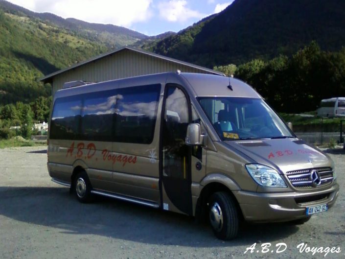 Les véhicules ABD Voyages : Autocars grand tourisme, minibus et ...